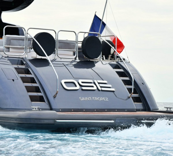 Transom Image Gallery – Luxury Yacht Browser | by CHARTERWORLD ...